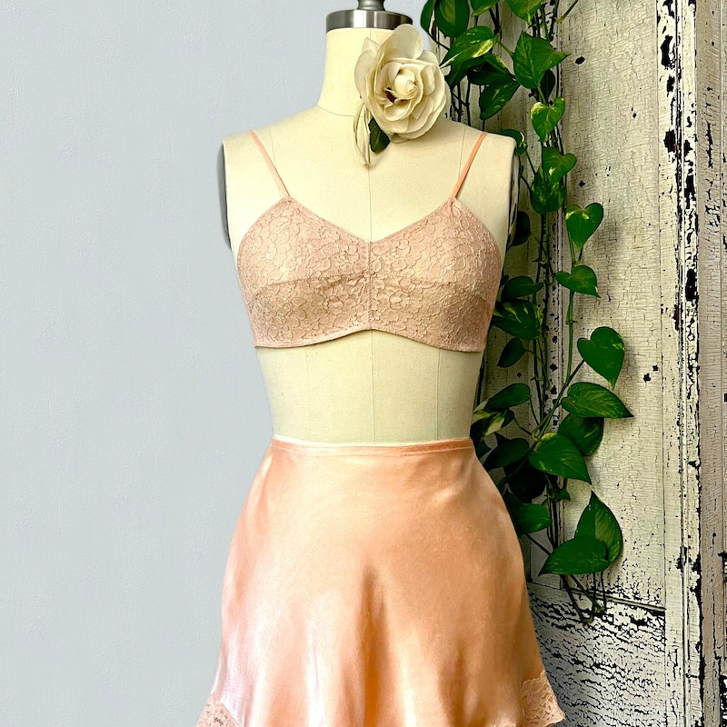 Vintage Bra Set - Etsy