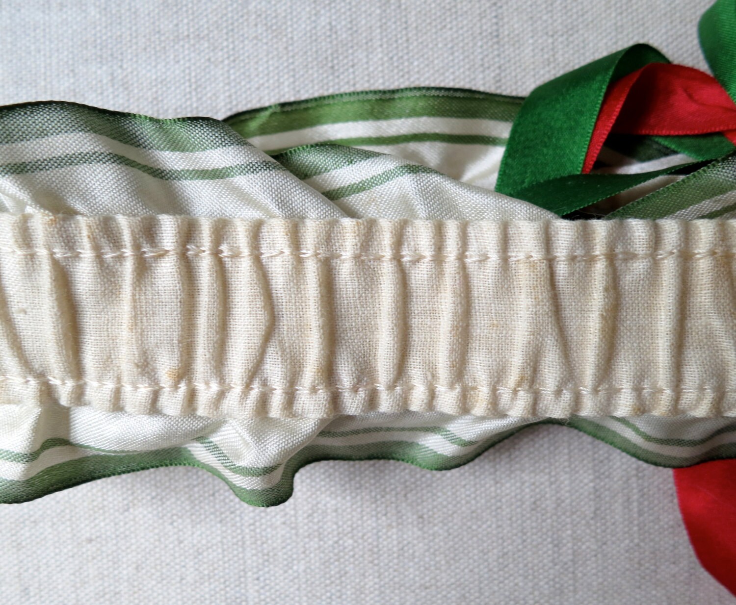 Vintage 1920s Red & Green Silk Ribbon HOLIDAY GARTERS /w/ Looped Ribbon ...