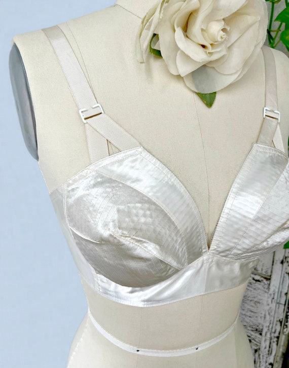 Vintage Lingerie 1950s Exquisite Form White Rayon Sat… Gem