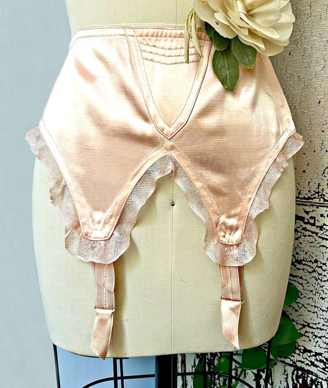 Vintage Lingerie 1930s/1940s Peach Rayon/cotton Satin Garter Belt ...