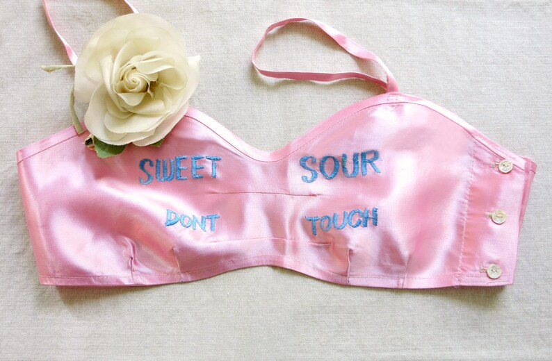 Vintage Lingerie Collectible WW2 Souvenir Lingerie Set, Pink Rayon ...