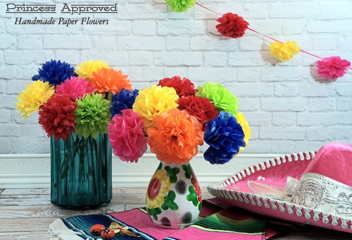 FIESTA Tissue Paper Flowers (12 Count) - Etsy