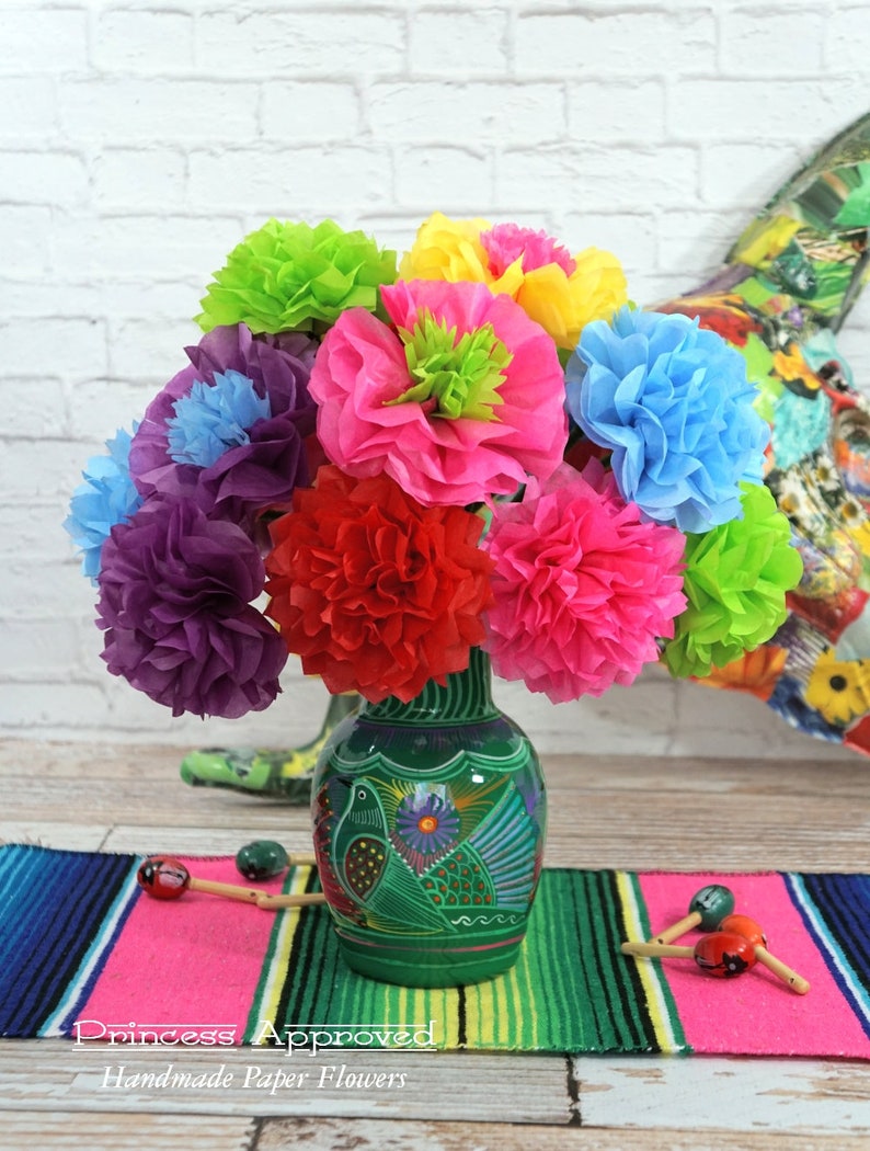 NEW - FIESTA Grande Tissue Paper Flowers (18 Count) - Etsy