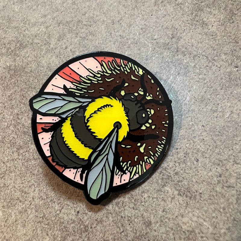Bee Lapel Pin - Etsy