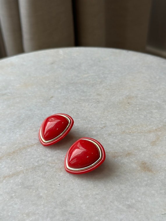 red enamel clip earrings - Gem
