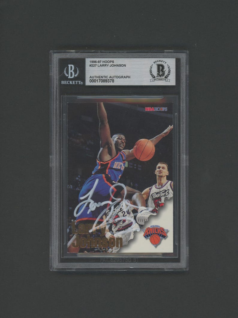 1996-97 HOOPS Larry Johnson #227 Beckett Certified Authenticated Auto ...