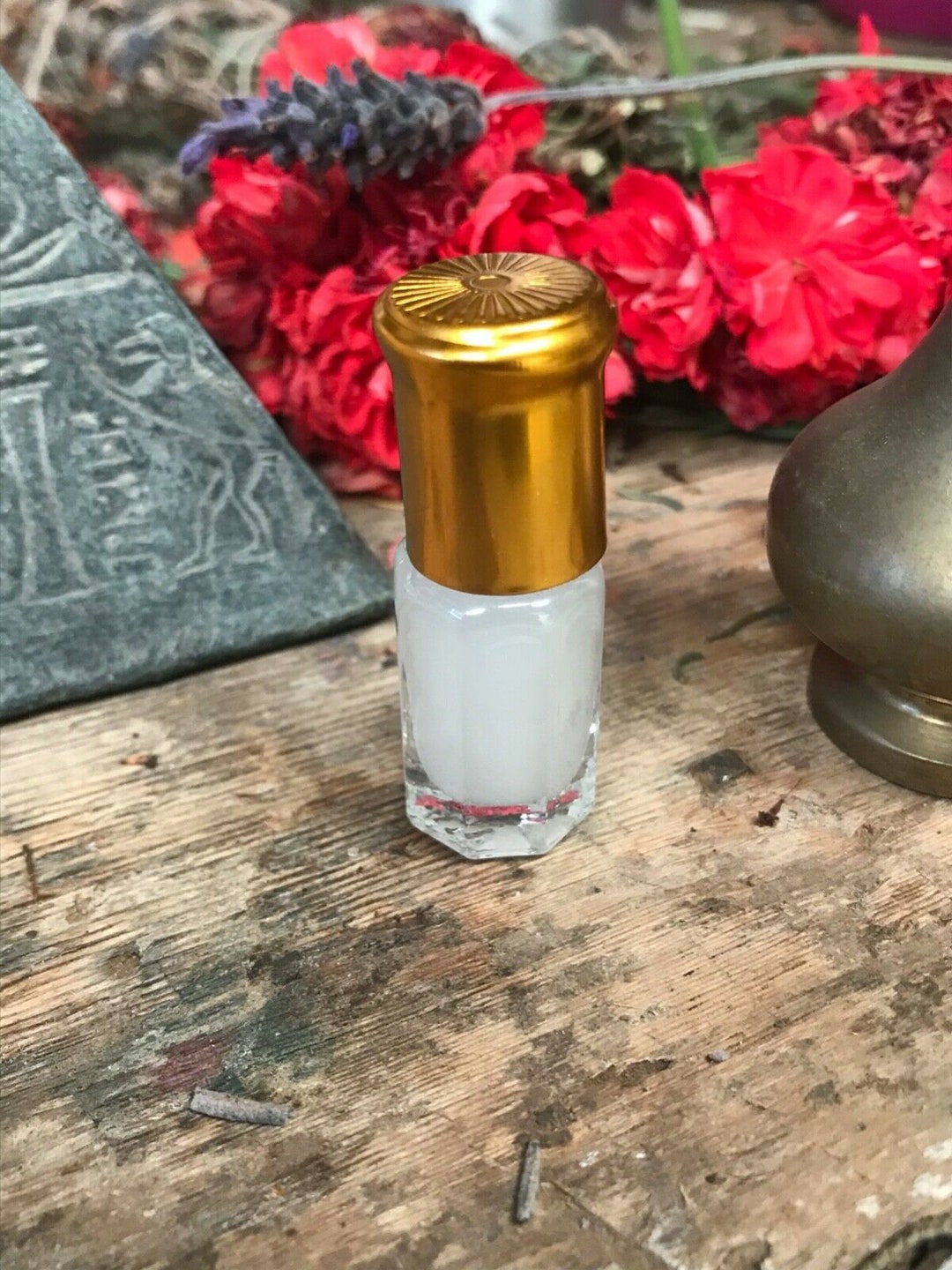 Middle Eastern Perfume: Musk Tahara Gorgeous Scent - Etsy