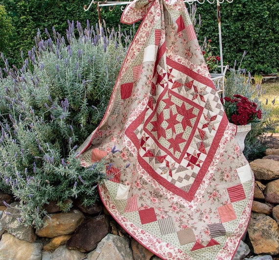 Medallion Style Quilt Pattern Use a Layer Cake | Etsy