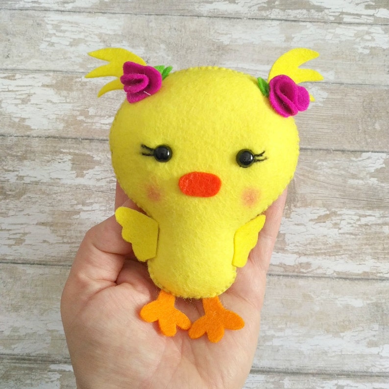 Cute Chicks Pattern Felt Easter Chicks Tutorial Easter Ornament DIY Easter Decoration Felt ...