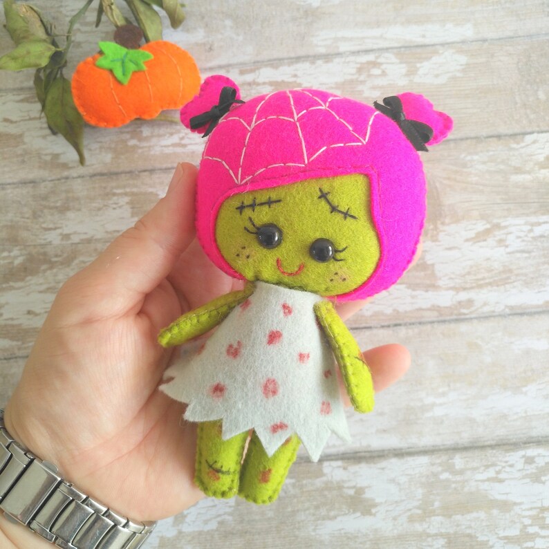 Felt Zombie Doll Pattern, Handmade Halloween Ornament (PDF Pattern) - Etsy