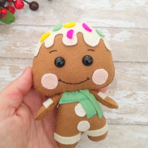 Felt Gingerbread Man Pattern Felt Christmas Ornaments Gingerbread Man ...