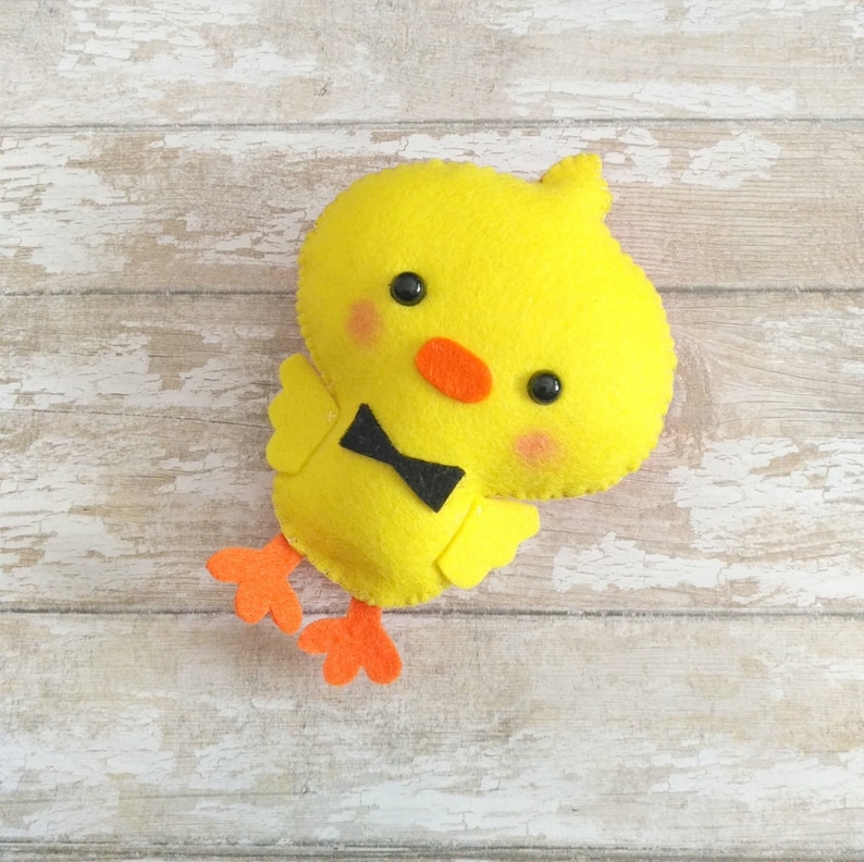 Cute Chicks Pattern Felt Easter Chicks Tutorial Easter Ornament DIY Easter Decoration Felt ...