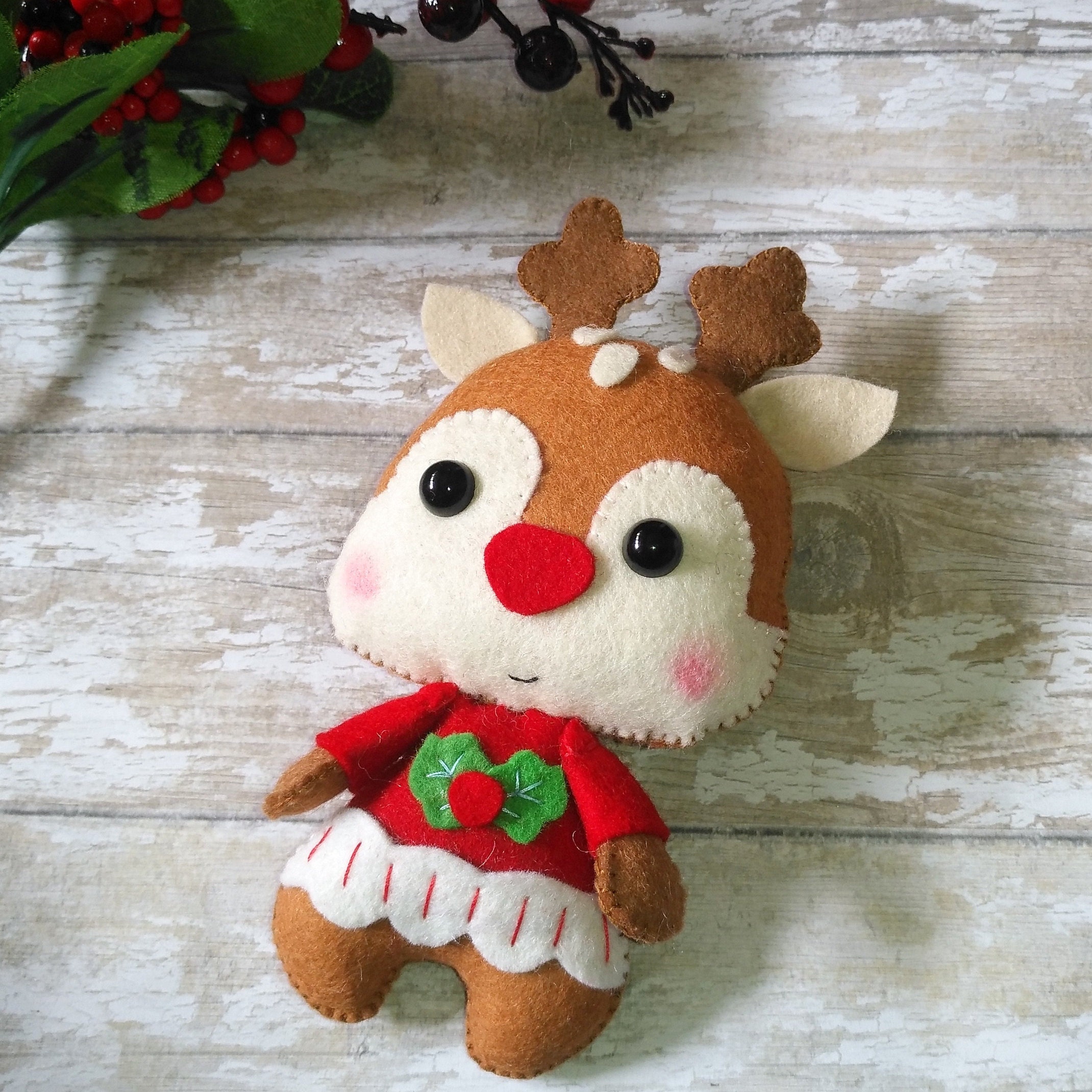 Felt reindeer Christmas ornament Reindeer pattern Felt Rudolph | Etsy