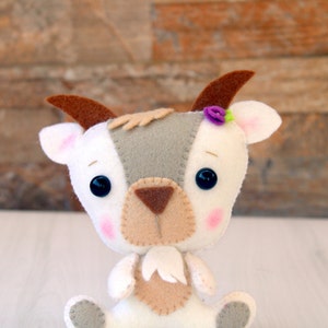 Felt Goat Pattern, SVG Felt Goat, Farm Animal Ornament, Goat Felt ...