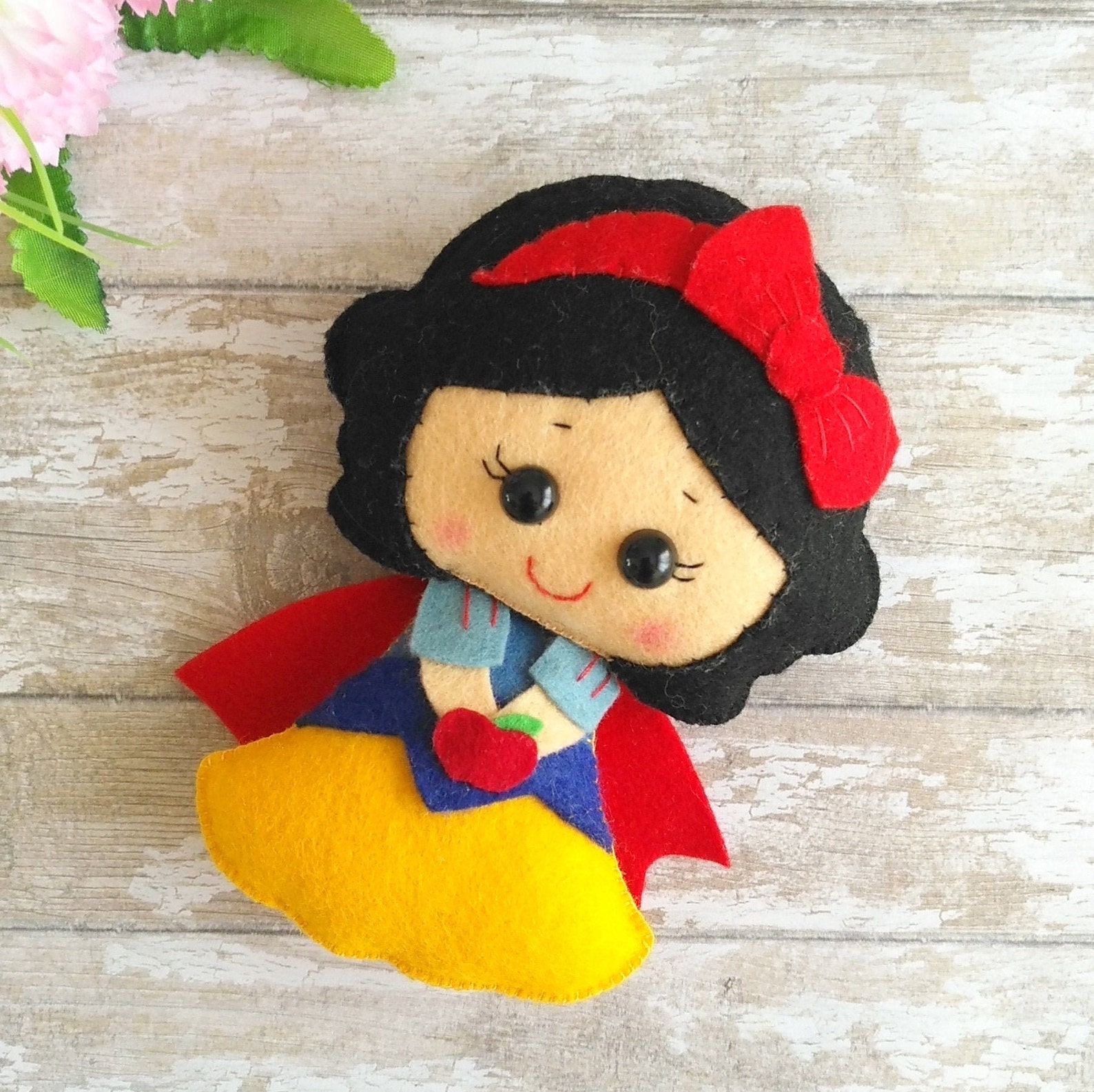 Snow White Felt Doll Pattern, DIY Nursery Decor (PDF Pattern) - Etsy