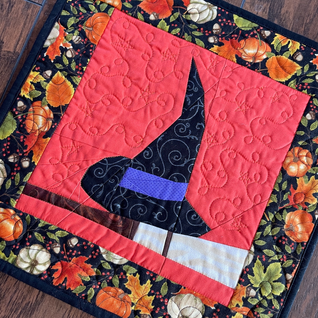 Witch's Night Out Paper Pieced Halloween Mini Quilt. - Etsy