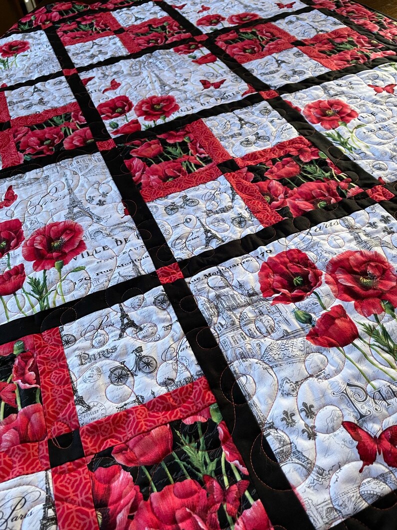 Poppy Paris Lap Quilt in Black White and Red, Soft Cotton Fabric in ...