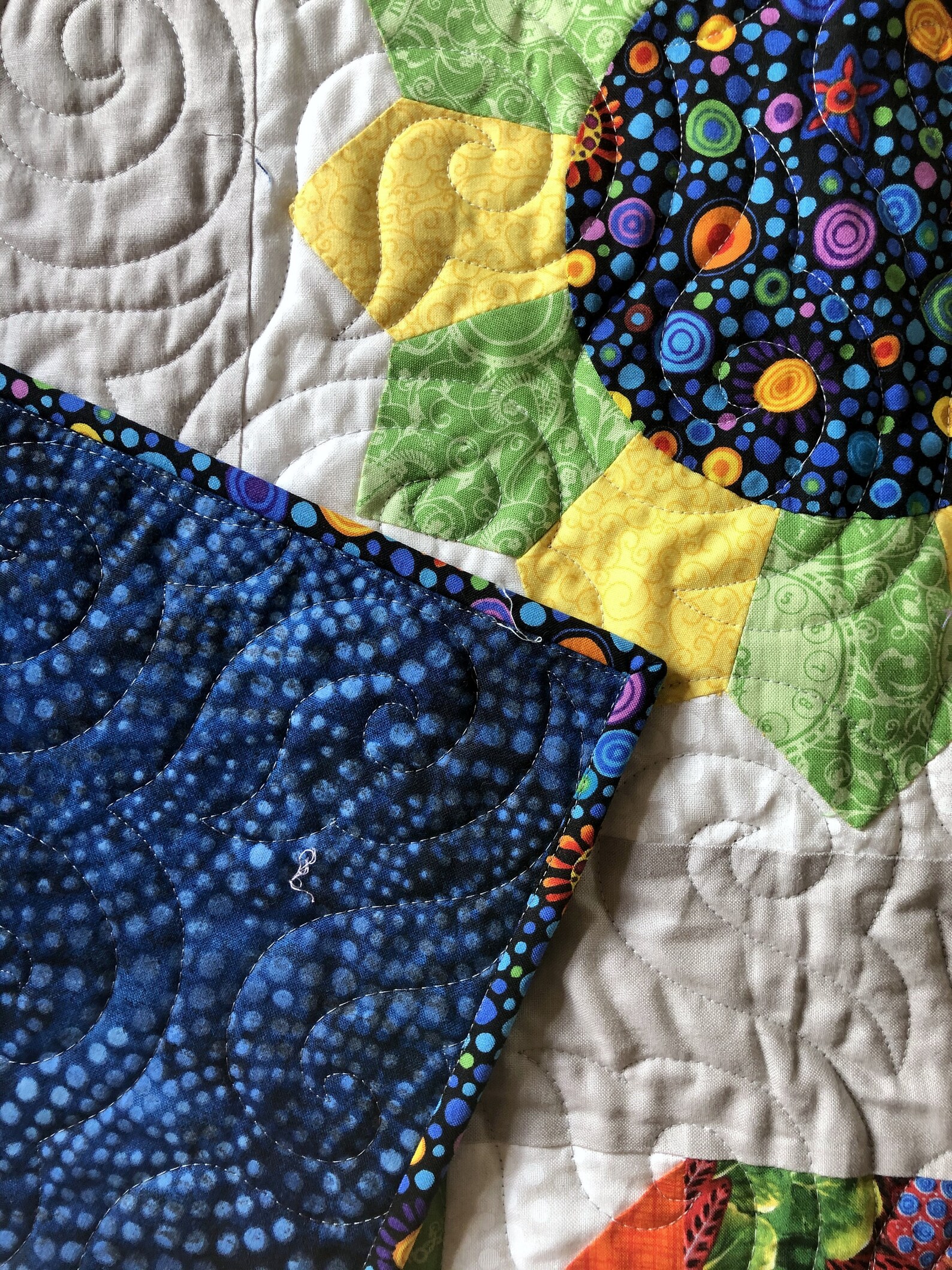 Queen Size Sampler Quilt in Bright Colors and Fun Fabrics - Etsy