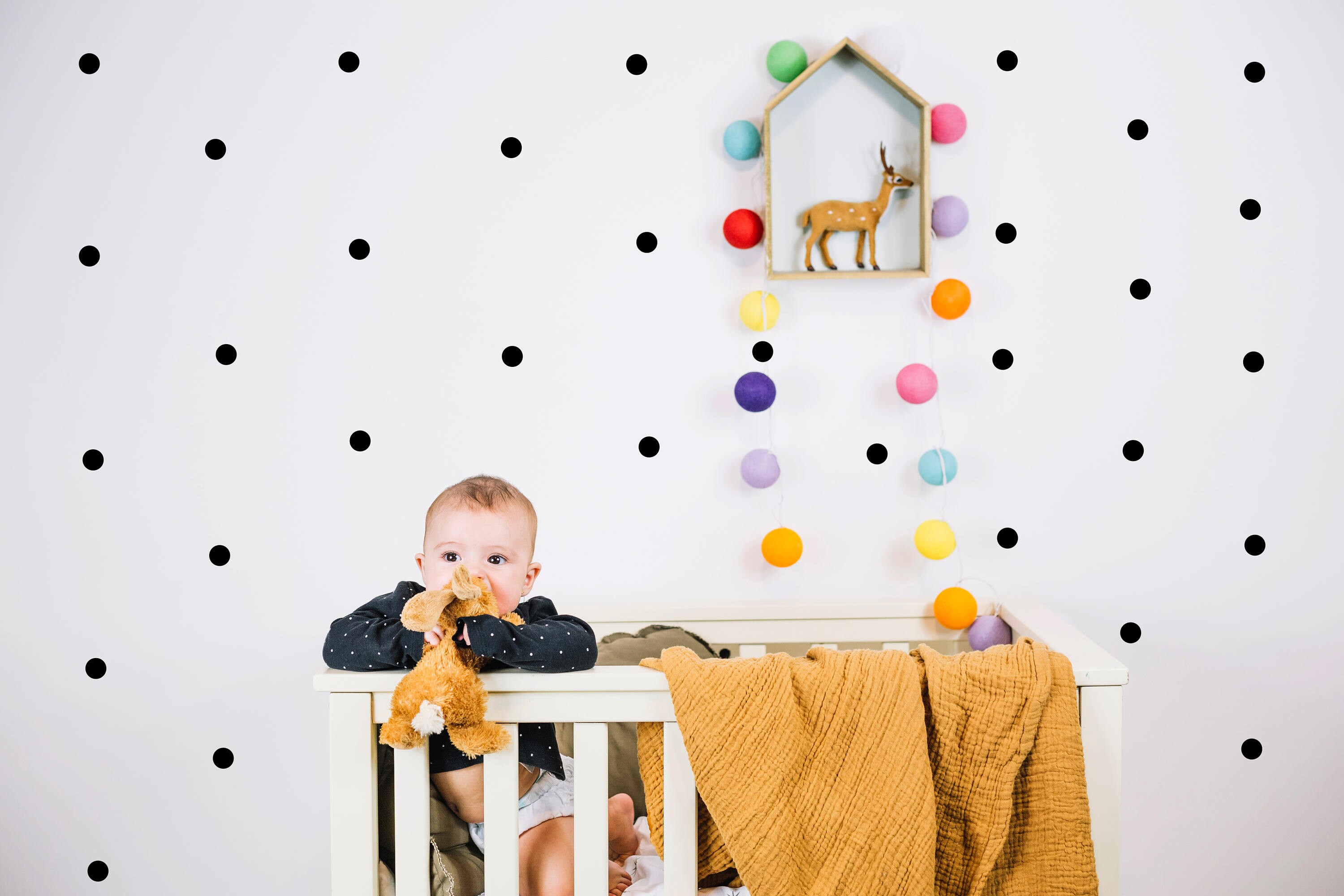 Wall Stickers in the Shape of Round Vinyl Sticker With Choice - Etsy Canada