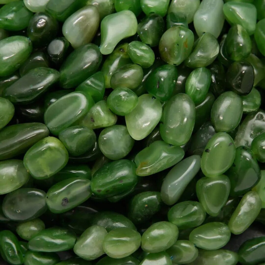 Canadian Green Jade Smooth Pebble Chips 7mm - Etsy
