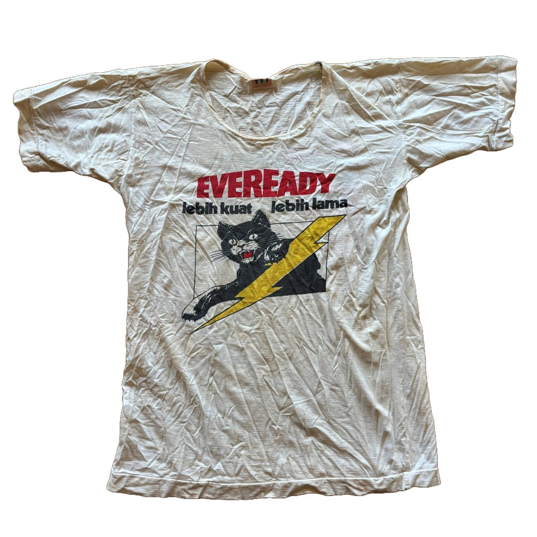 Vintage 80s Eveready Black Cat Lightning Bolt Graphic Tee With ...