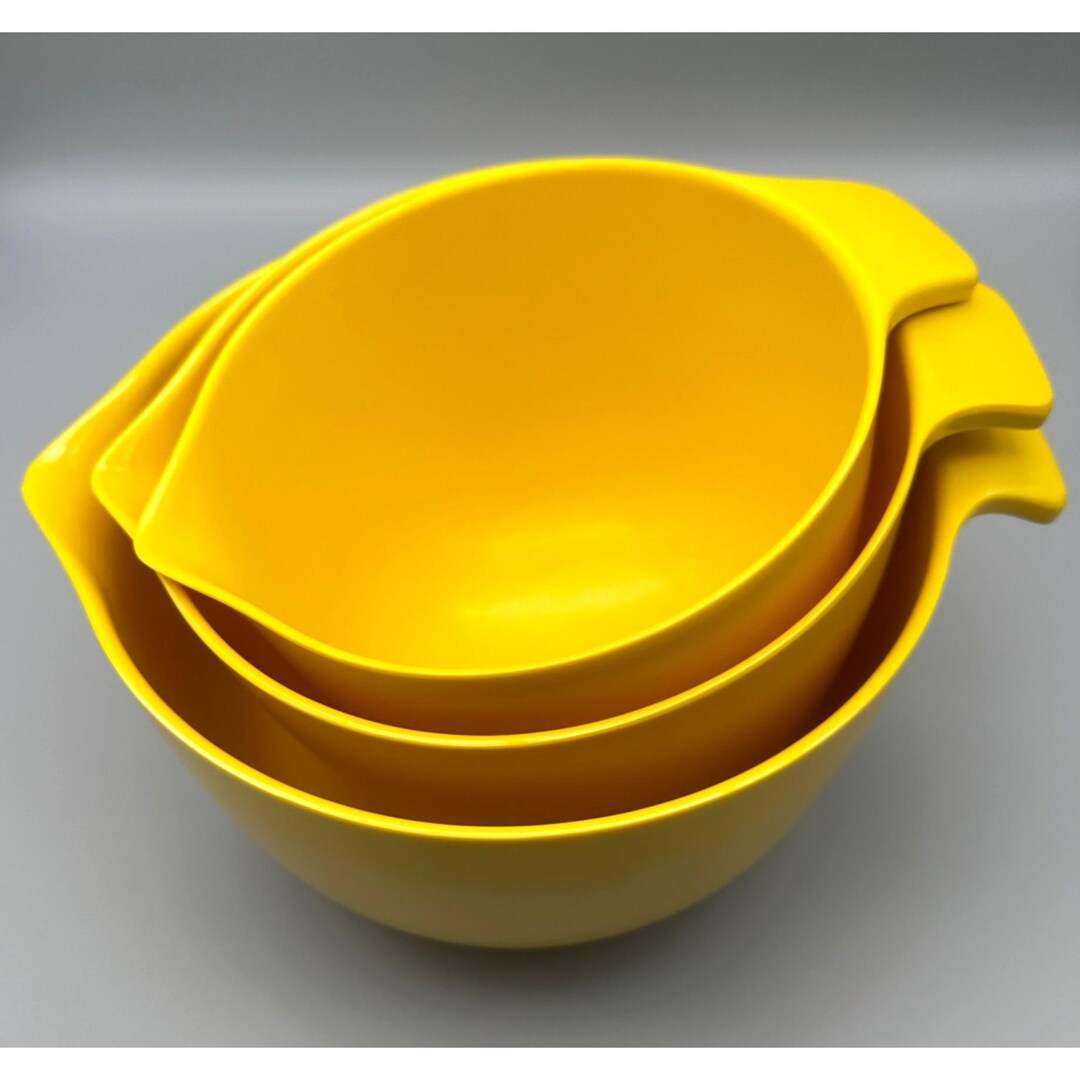 Vintage Copco Yellow Mixing Bowls Set of 3 Nesting Bowls Made in USA ...