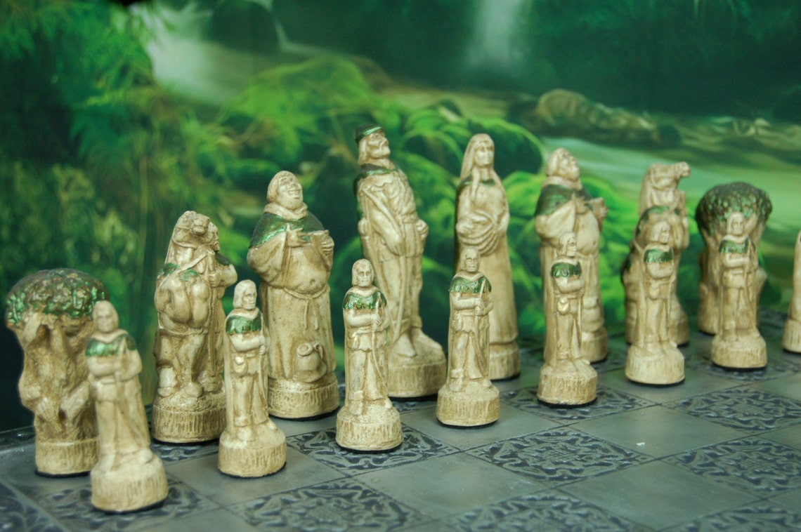 Robin Hood V Sheriff of Nottingham Chess Set. Customisable - Etsy