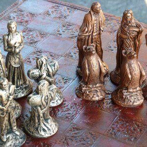 Dracula V Van Helsing Chess Set, Customisable Colours (pieces Only/no ...