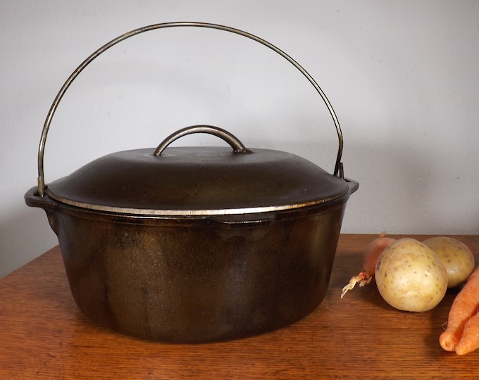 Lodge Dutch Oven/bail Handle ~ #8, 10 1/4" Round Roaster With Drip Drop ...