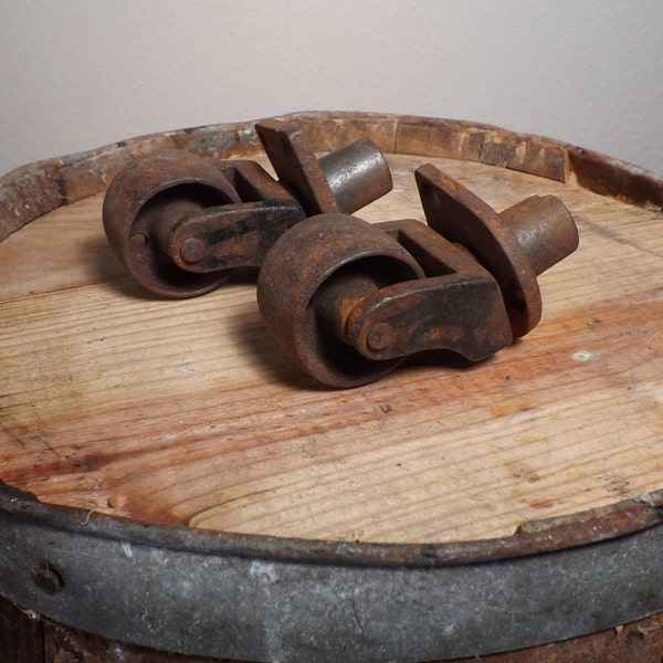 Antique Caster - Etsy