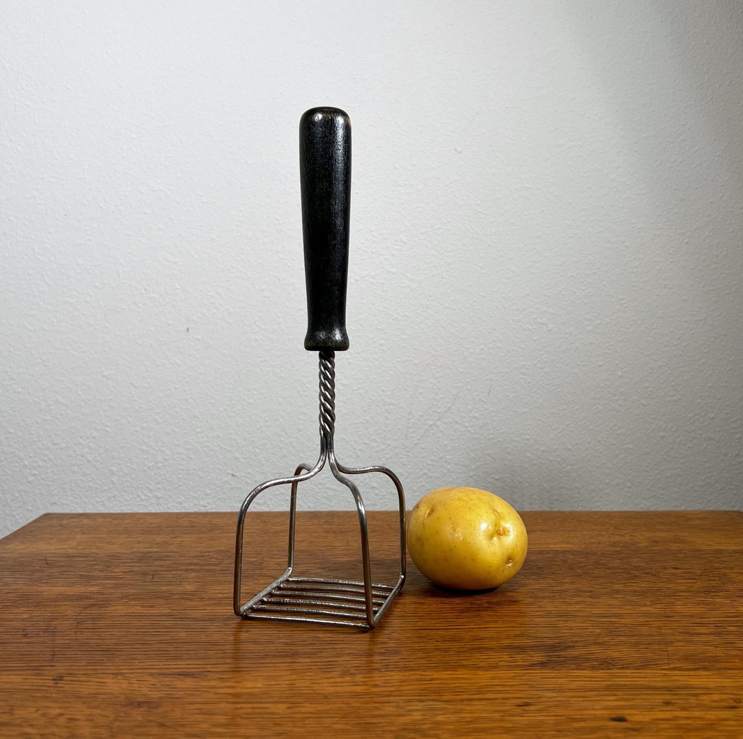 Potato Masher ~ Square Grid With Wood Handle ~ Farmhouse Kitchen Tool ...