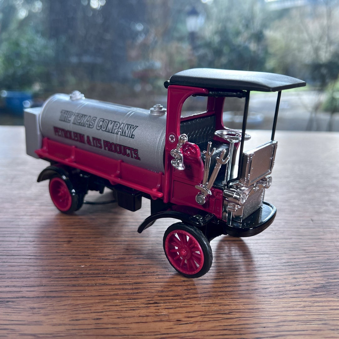 Texaco Tanker 1910 Mack ~ Locking Coin Bank ~ NIB ~ Die Cast Metal Toy ...