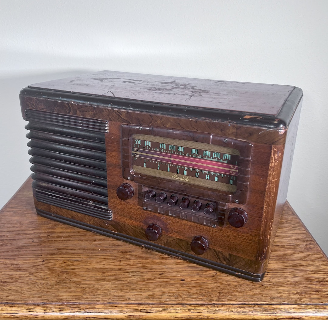 1940s Mantola Wood Cabinet Radio: B. F. Goodrich Model 405-7C, Working ...