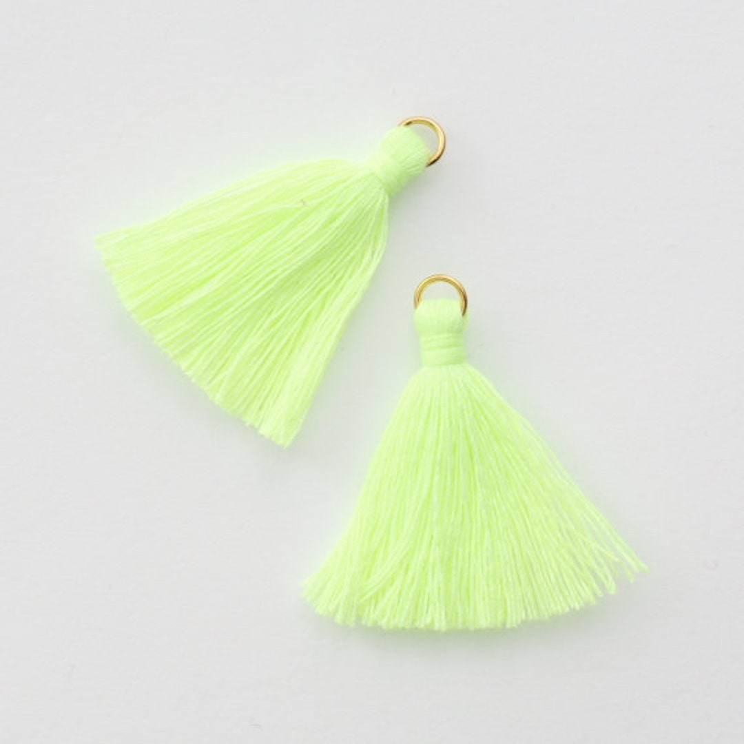 4002201 / Light Fluorescent Green / Mini Thread Tassel 6mm X 37mm / 0 ...
