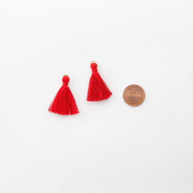 4002451 / Red / Mini Thread Tassel 6mm x 37mm / 0.5g / | Etsy