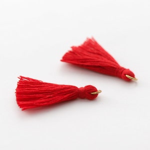 4002451 / Red / Mini Thread Tassel 6mm X 37mm / 0.5g / 150strands ...
