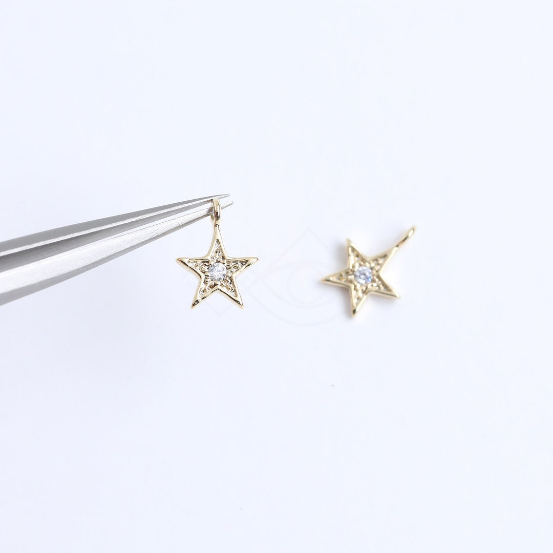 3702021 / Small Cubic Star / 16k Gold Plated Brass With CZ Pendant 7mm ...