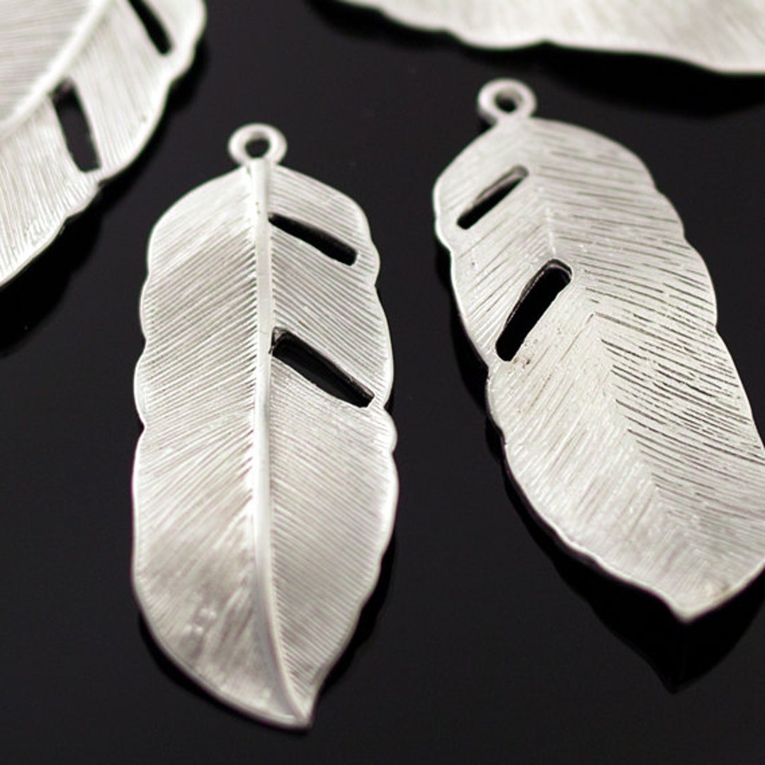 3087015 / Feather / Matt Rhodium Plated Pewter Pendant 16mm X - Etsy