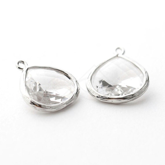 1066031 / Crystal / 16k Gold Plated Brass Framed Glass Pendant 16mm X ...