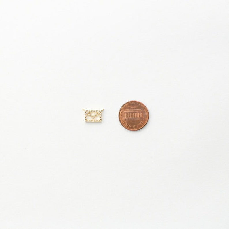 3179011 / Envelope / 16k Gold Plated Brass With Cubic Zirconiia ...