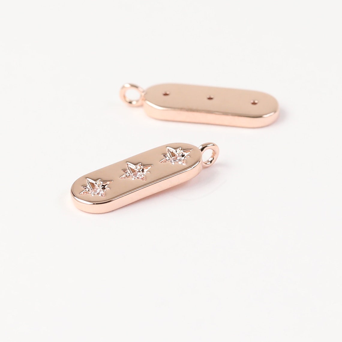 3531044 / Simple Three Star / 16k Matt Gold Plated Brass With CZ ...