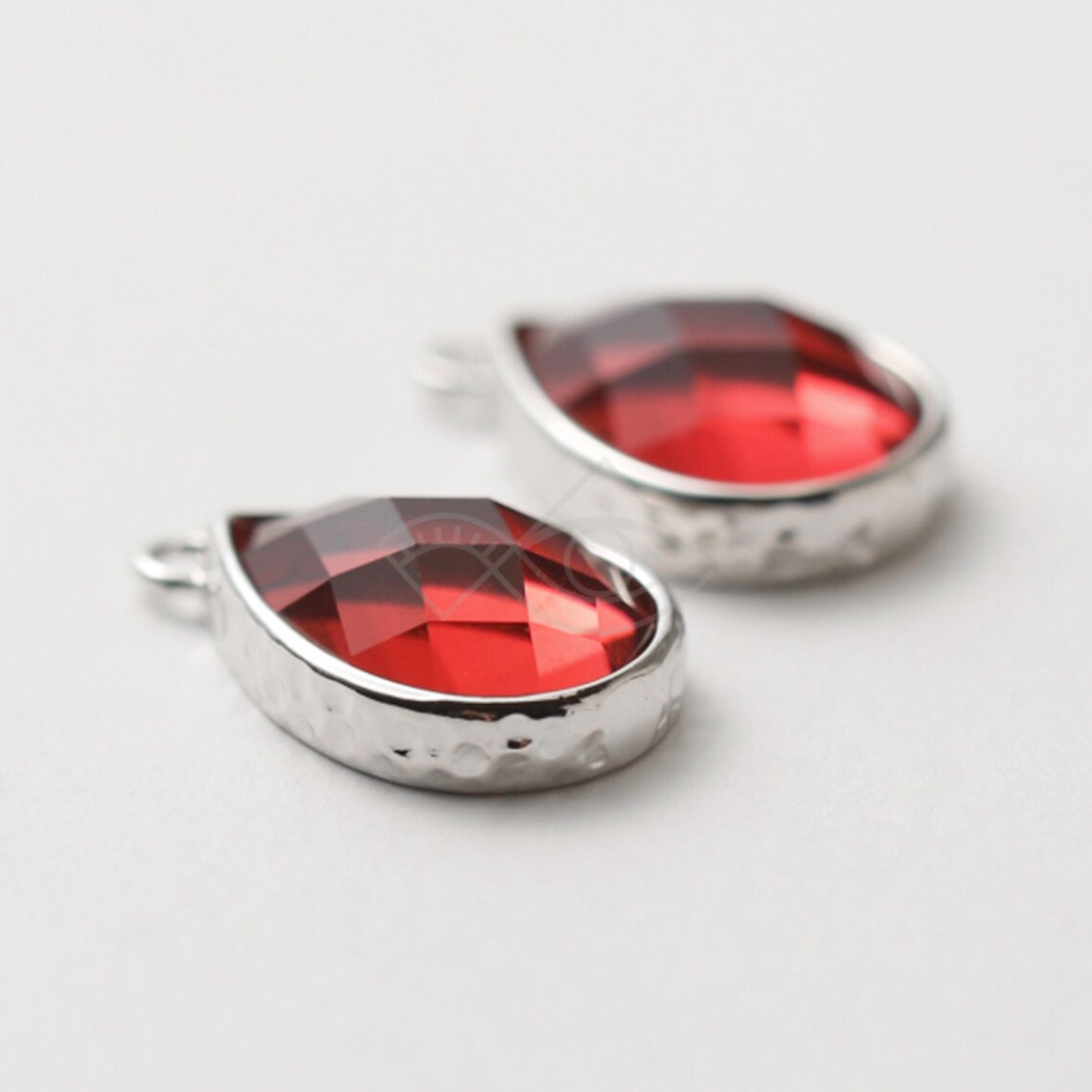 1071131 / Ruby / 16k Gold Plated Brass Framed Glass Pendant - Etsy