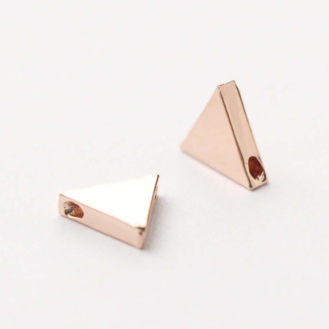 3252024 / Inverted Triangle large / 16k Matt Gold Plated - Etsy