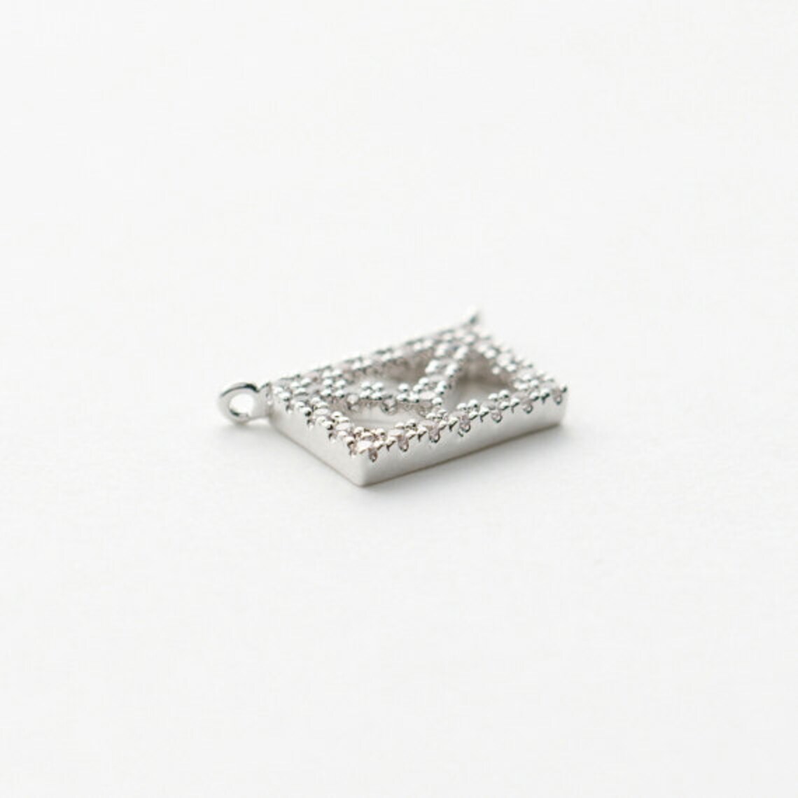 3179011 / Envelope / 16k Gold Plated Brass With Cubic Zirconiia ...