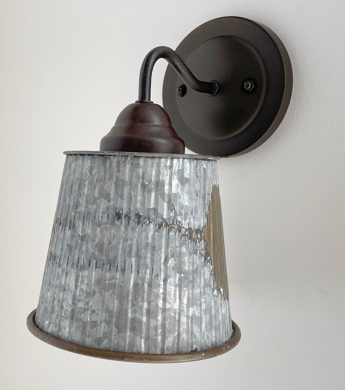 Rustic Barn Metal Farmhouse Wall Light Fixture Bathroom Sconce Cabin ...