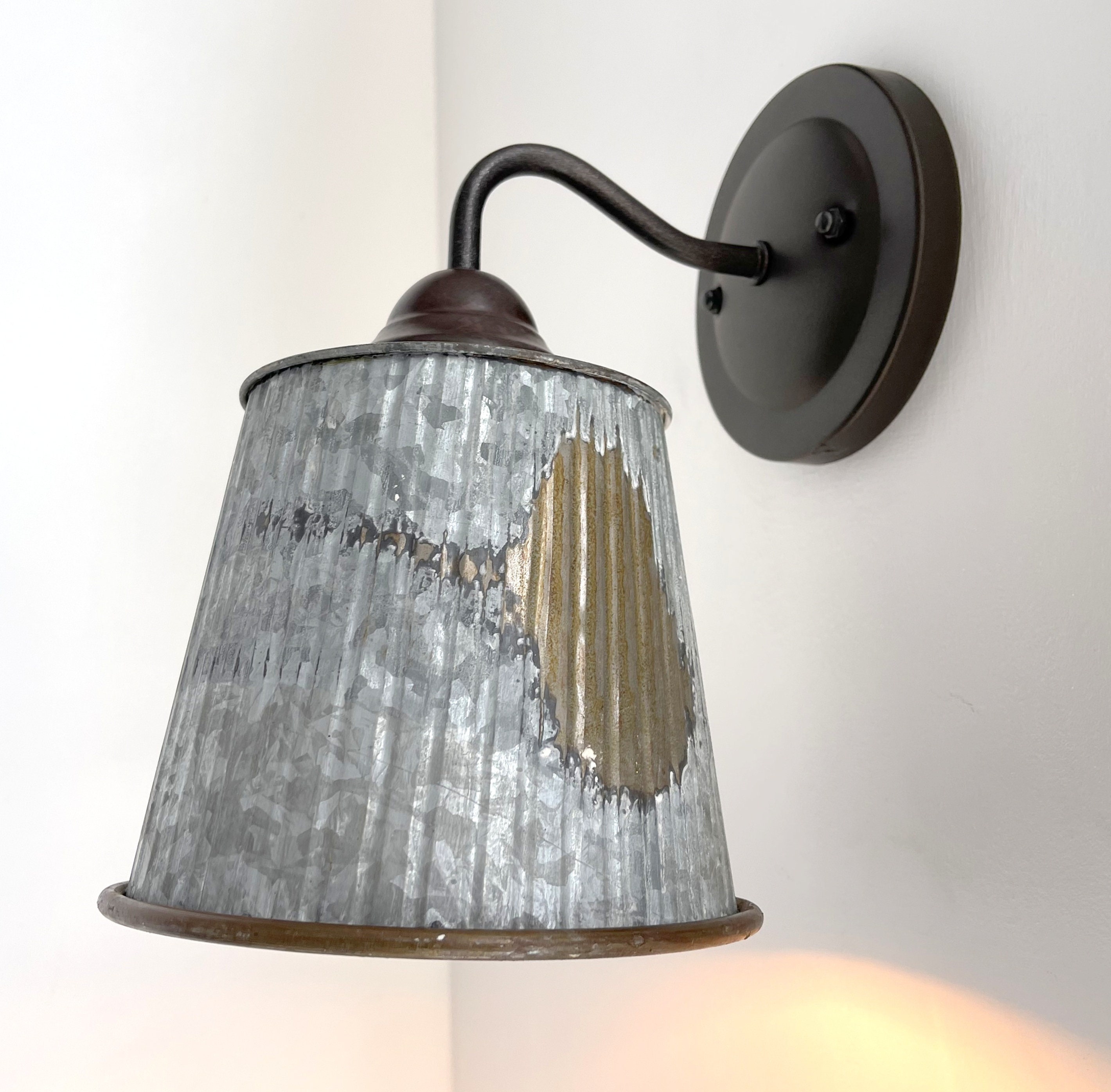 Rustic Barn Metal Farmhouse Wall Light Fixture Bathroom Sconce Cabin ...