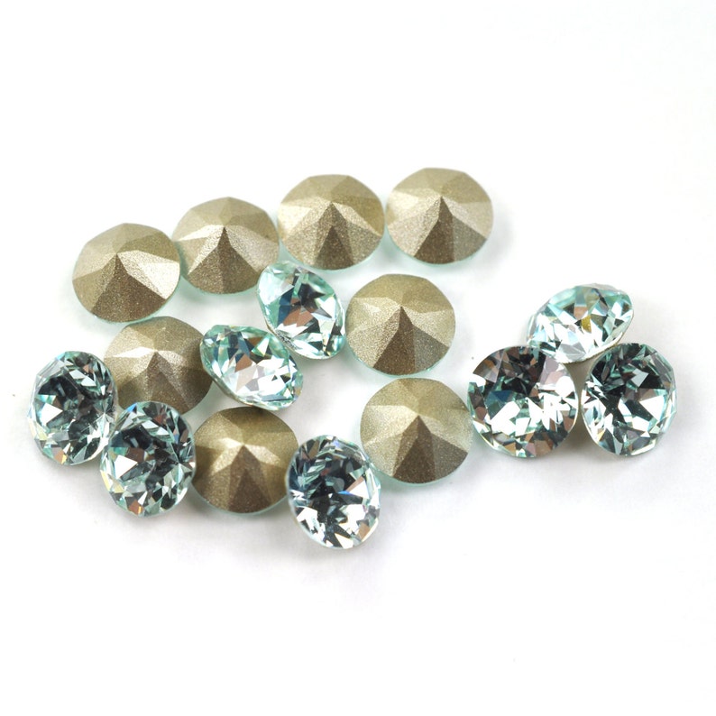 Light Azore 39ss 1088 Xirius Chatons 8mm Swarovski Crystals Etsy