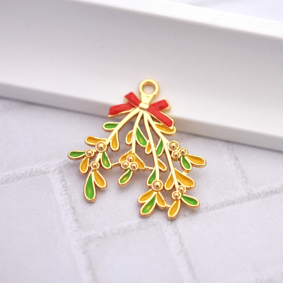 Mistletoe and Red Bow, Kissing Ball, Christmas Charm, Winter, Holiday ...