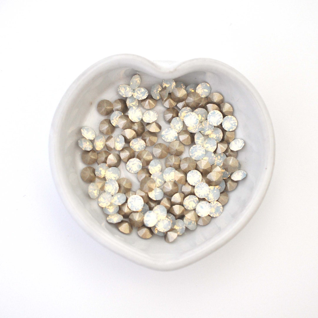 White Opal 24ss 1088 Barton Crystal, Made in Austria, Highest Quality ...