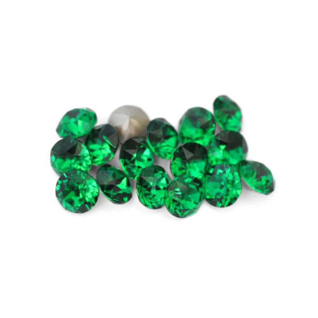 Majestic Green 29ss 1088 Round Austrian Crystal Pointed Back Chatons ...